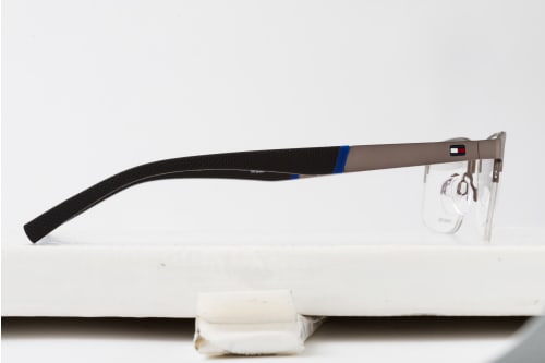 Compra Tommy Hilfiger TH 2083 R80